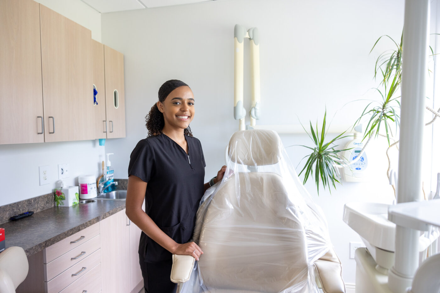 Recession Treatment in River Edge, NJ - Advanced Periodontics of New Jersey